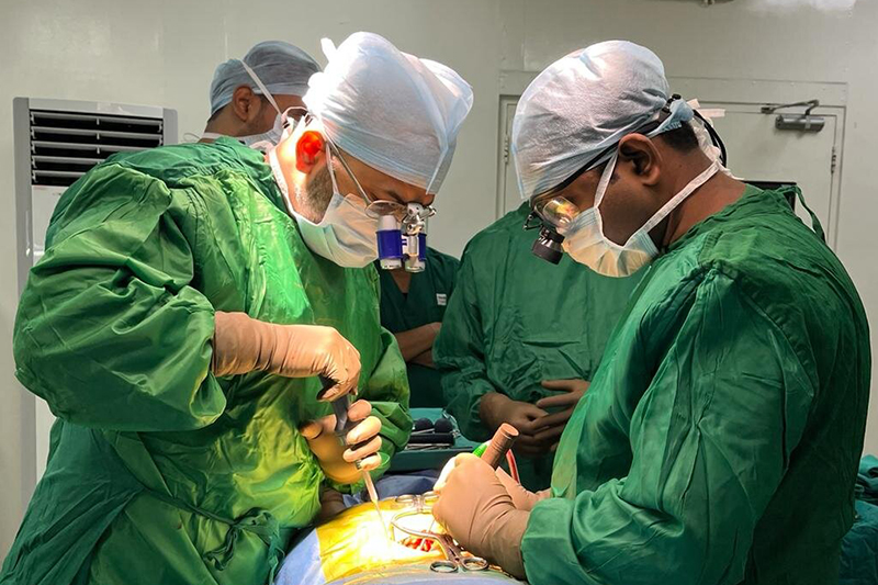 Best Spine Specialist Surgeon & Doctor in Indore | Endospine360